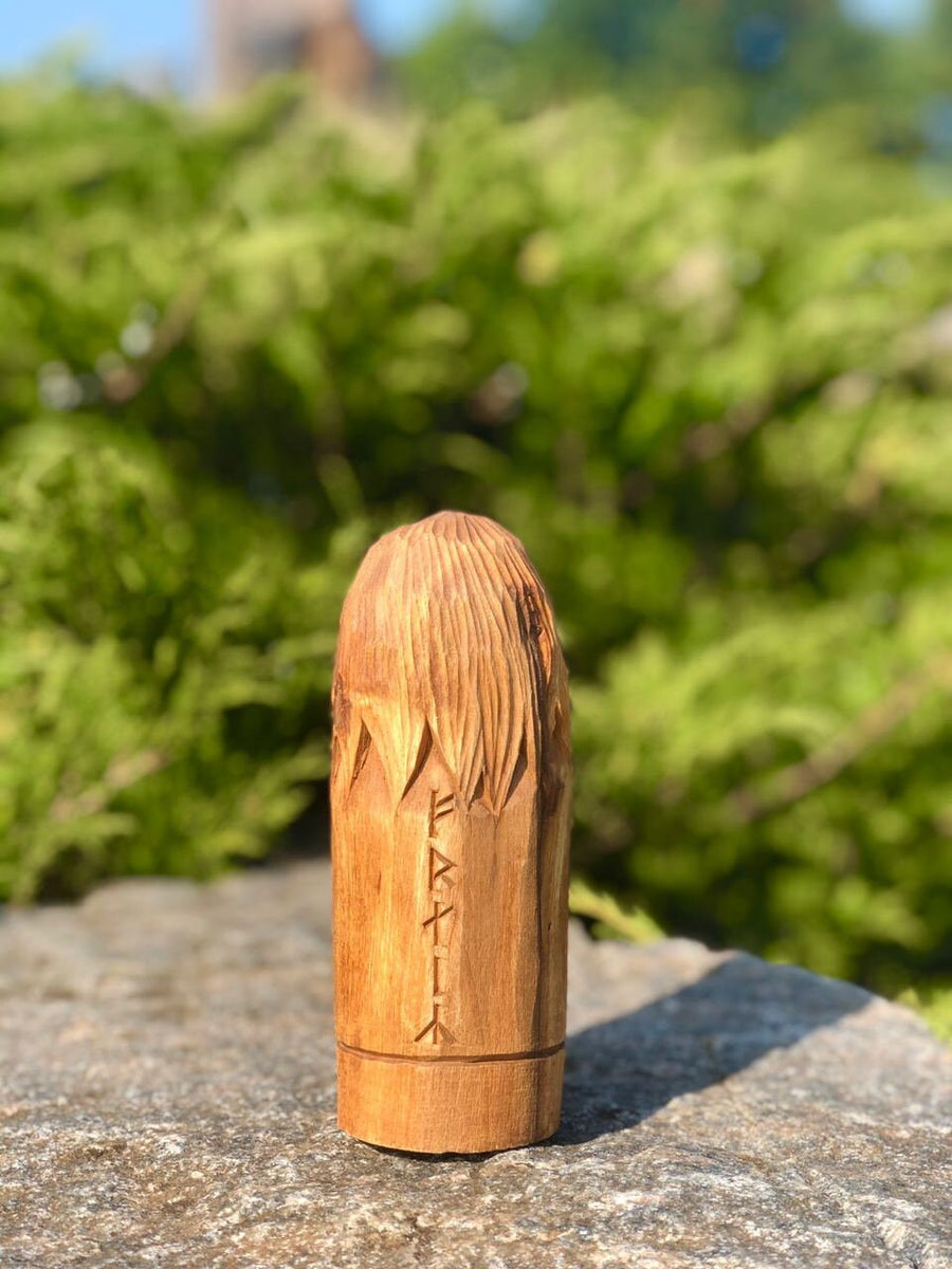 Freyr Norse god statue, Freyr Norse statue, Freyr statue, viking statu ...