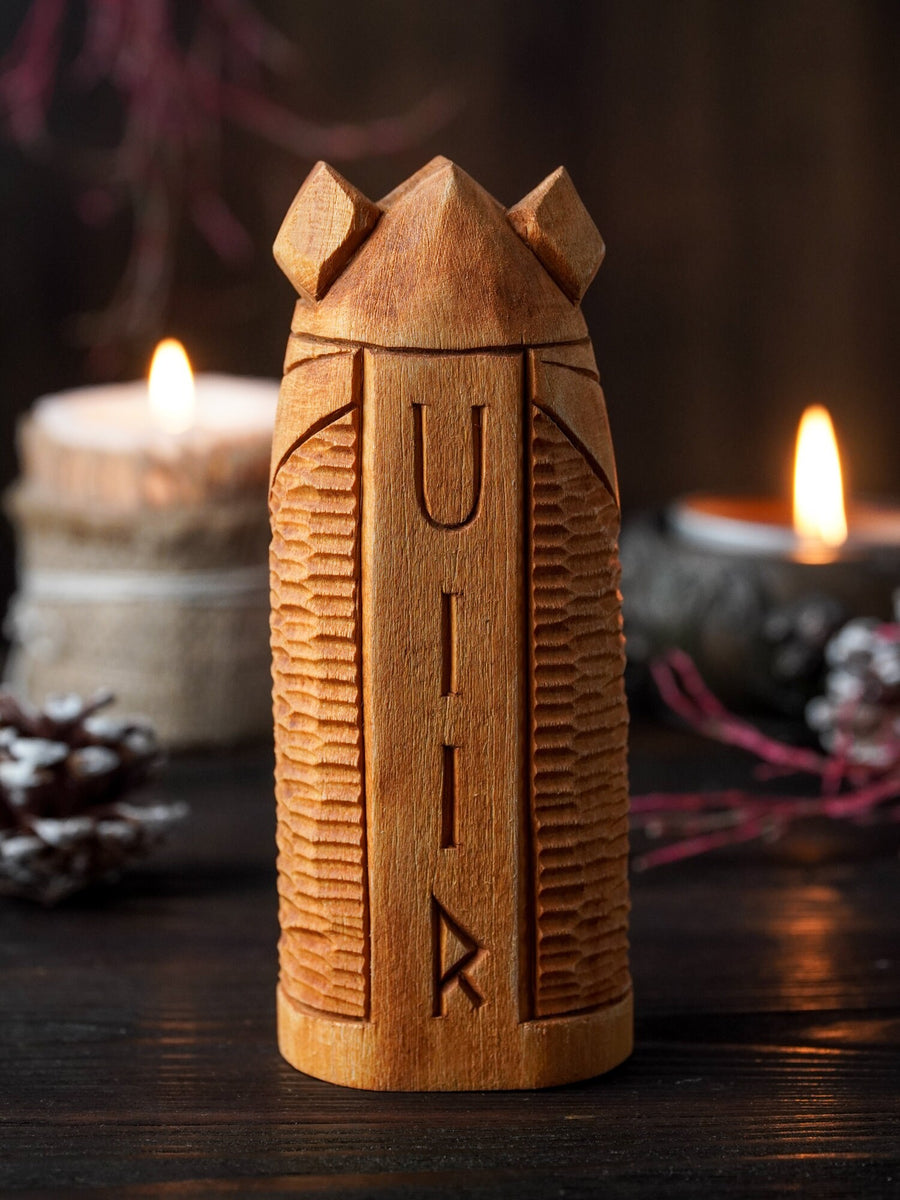 Ullr statue, Ullr Norse God, ullr god, norse gods, viking statue, nors ...